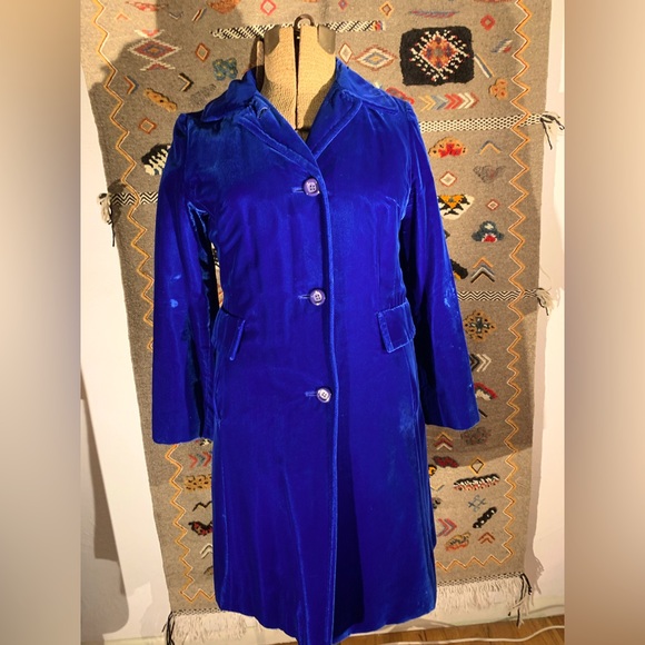 Jackets & Coats | Lush Velvet Royal Blue 6s Vintage Ladies Overcoat ...